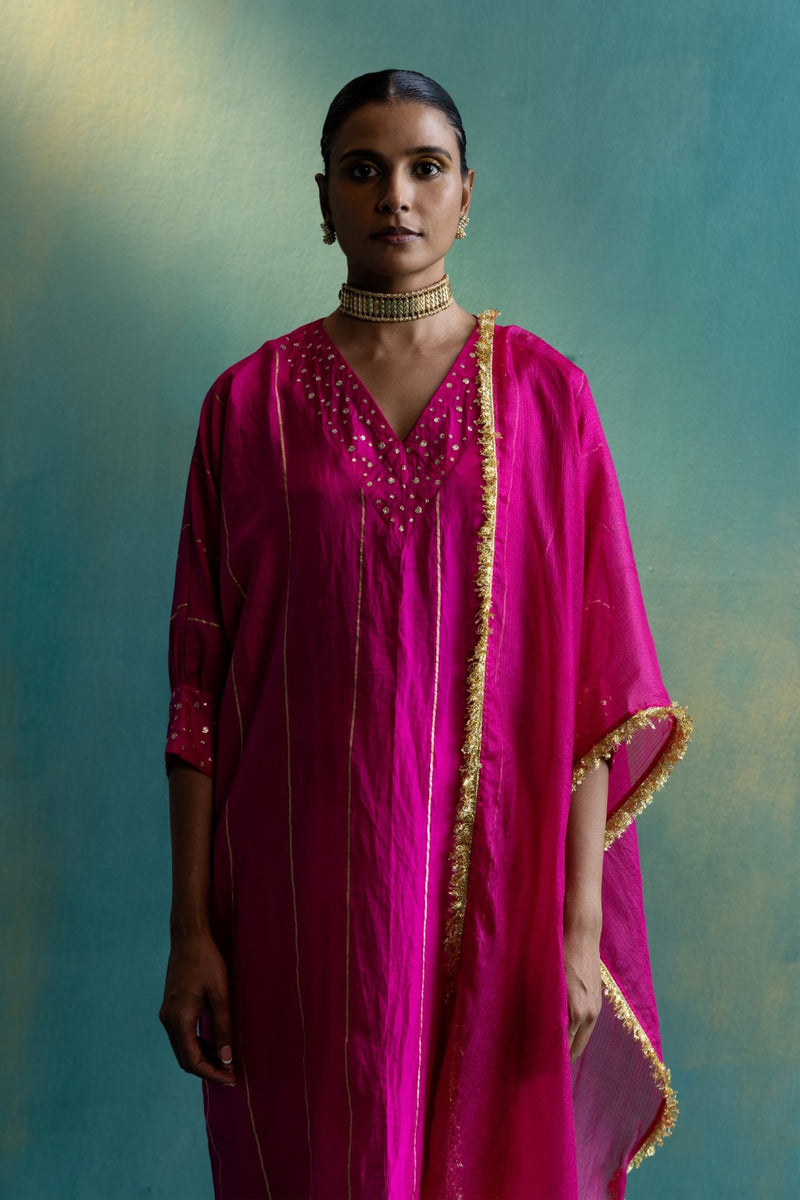 DIL-KASH PINK KOTA SILK WITH GOLD FRINGE DUPATTA – SHIVANI BHARGAVA